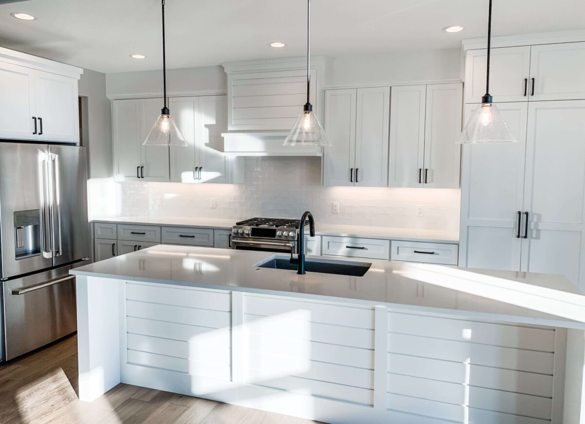 Kitchen - Quartz & Granite | Finished Jobs - Wisconsin Granite